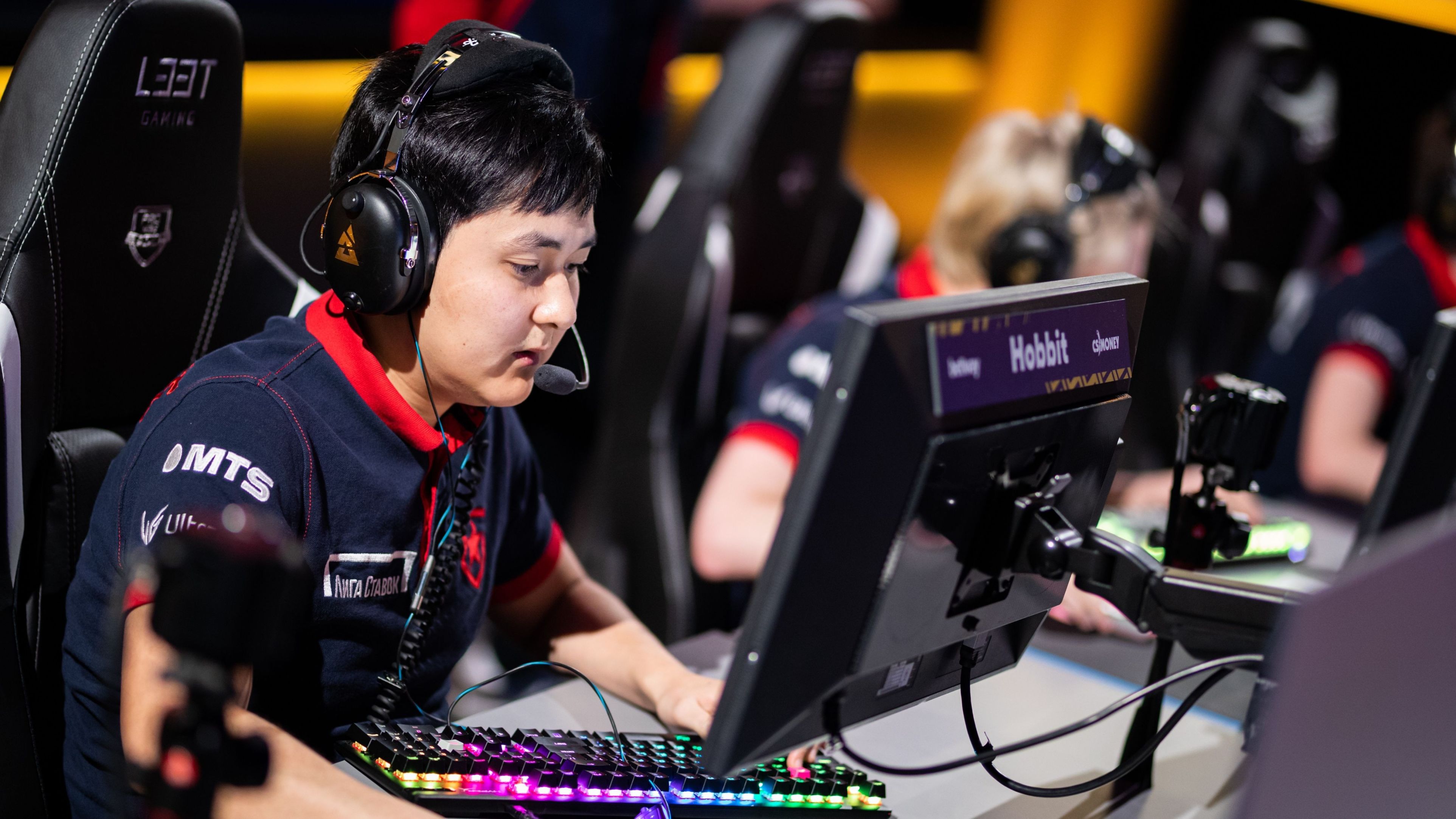 【CS:GO】Hobbit：对阵NAVI会比对阵Vitality更加舒适一些-3楼猫