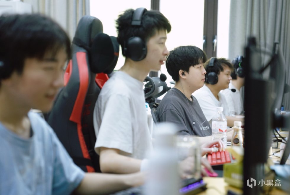 【英雄联盟】V5对决JDG，败者组对抗看点拉满，究竟谁能够获胜？-3楼猫