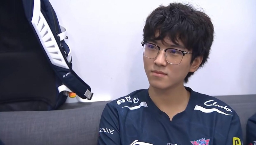 【英雄联盟】LNG一战创造历史，BLG小王变小丑，和EDG训练五五开，原来是真的-3楼猫