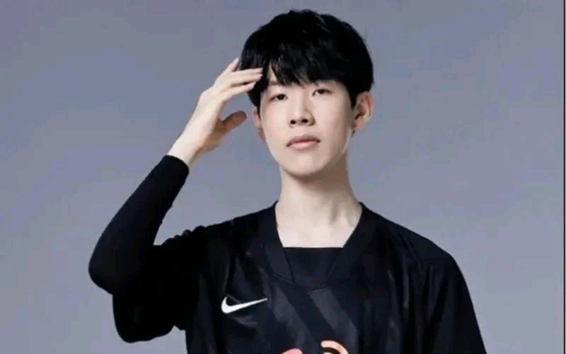 【英雄联盟】全神班！TheShy联手Uzi组队，观众：这不比LPL好看？-3楼猫