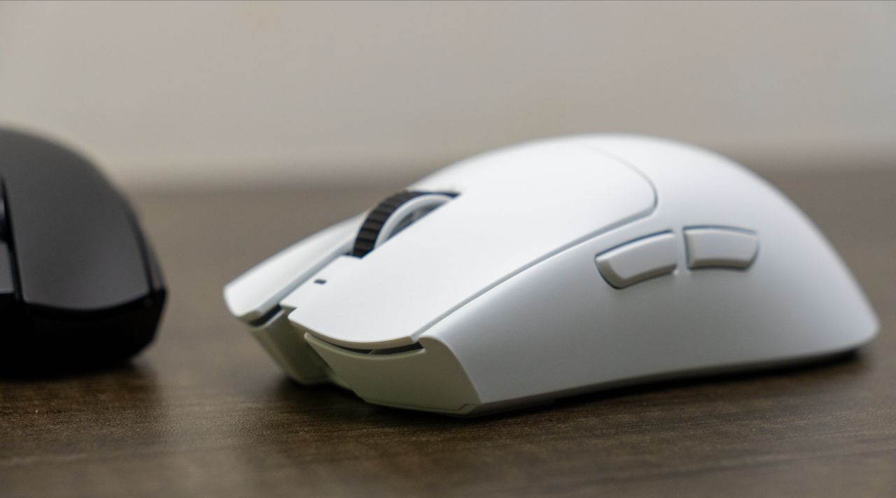 毒蝰V3专业版首发拆解，原生8000Hz回报率，地表最强抓握鼠来了_电玩帮