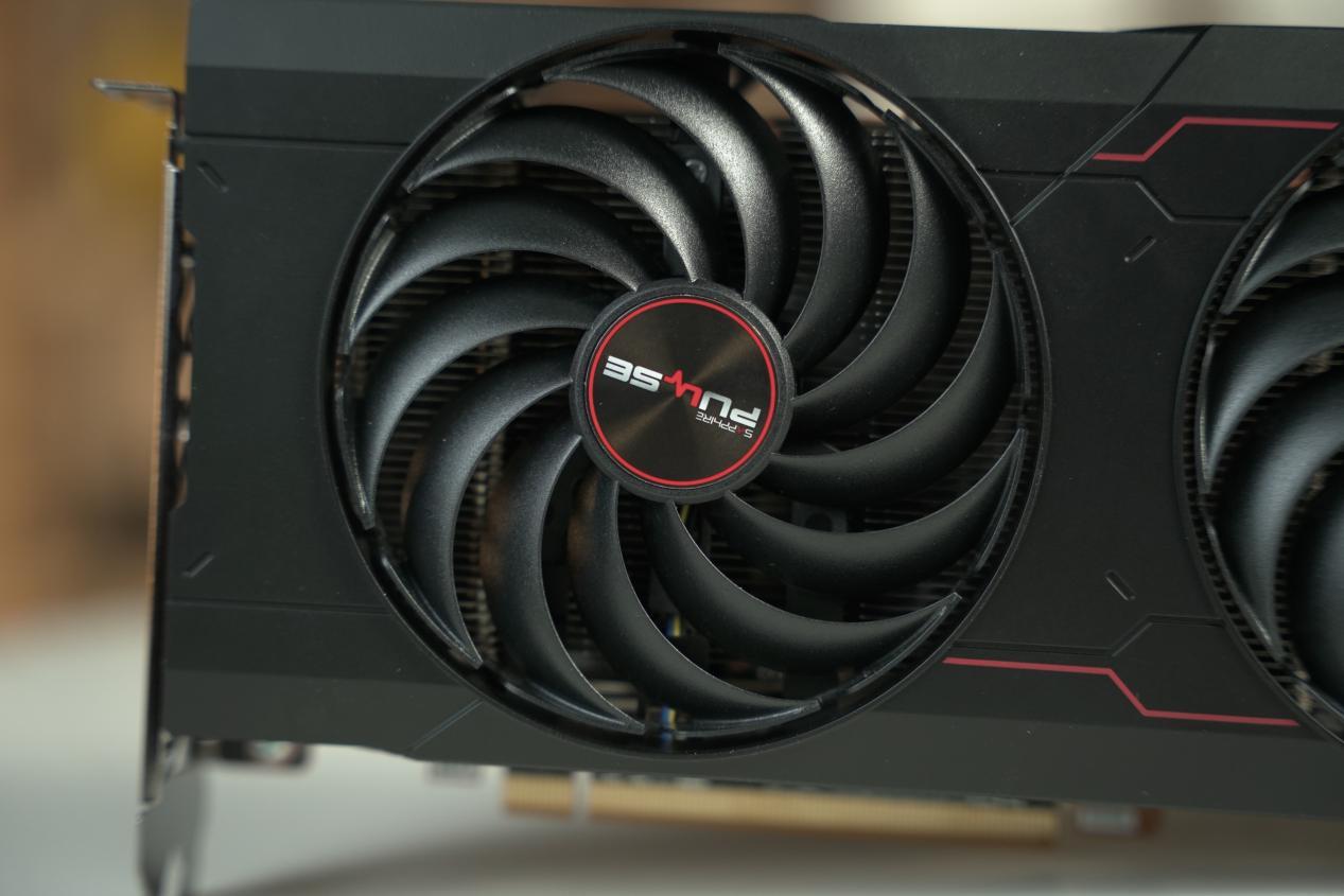 中端性价比显卡——RX 6750GRE 12GB蓝宝石白金版评测_电玩帮