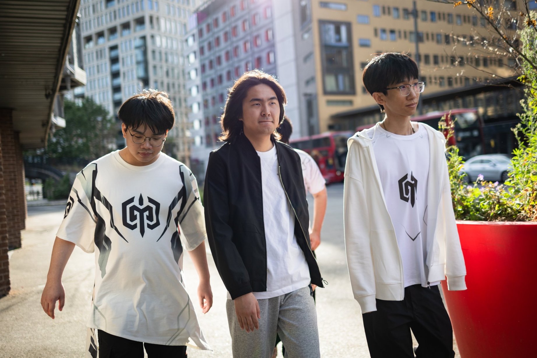 【Apex 英雄】亚太南LCQ：MDYW夺冠 携手ITR晋级冠军赛-3楼猫